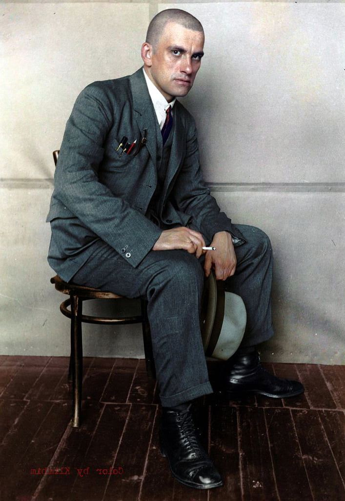 Revolução Russa de Stálin devorou Maiakóvski - Revista Bula