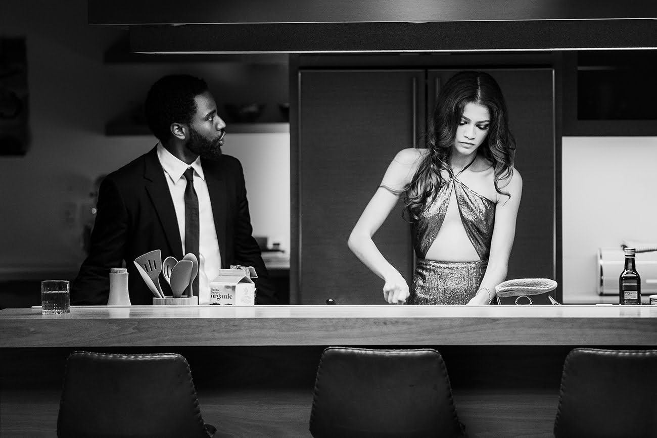 Tão brutal quanto bonito, filme de amor da Netflix é diabolicamente provocante e inteligente ...