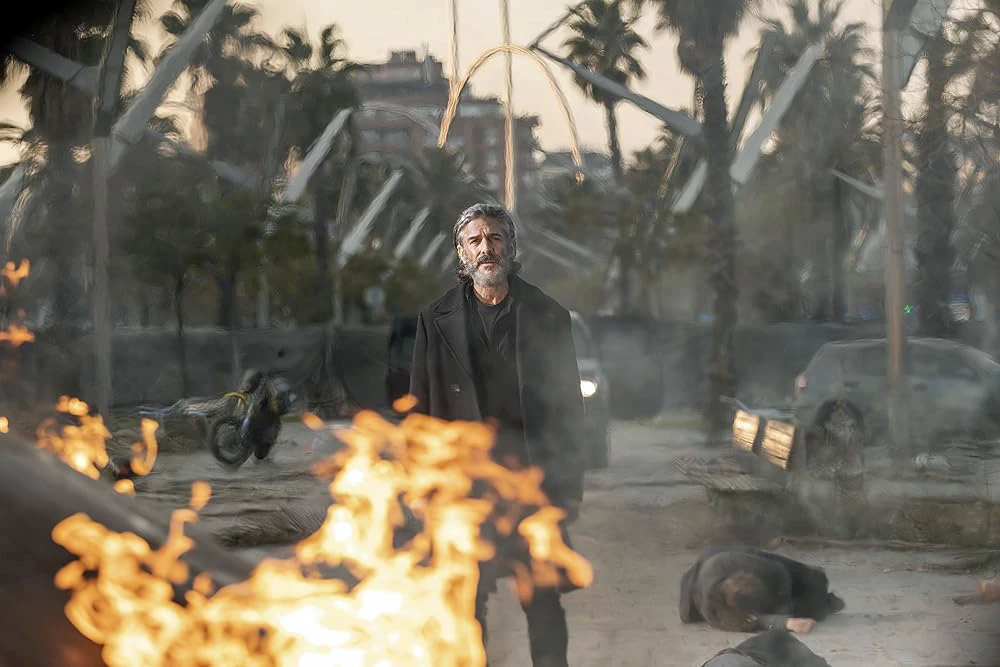 Sequência de um dos maiores sucessos da Netflix, filme é comparado com ... Sequência de um dos maiores sucessos da Netflix, filme é comparado com ...