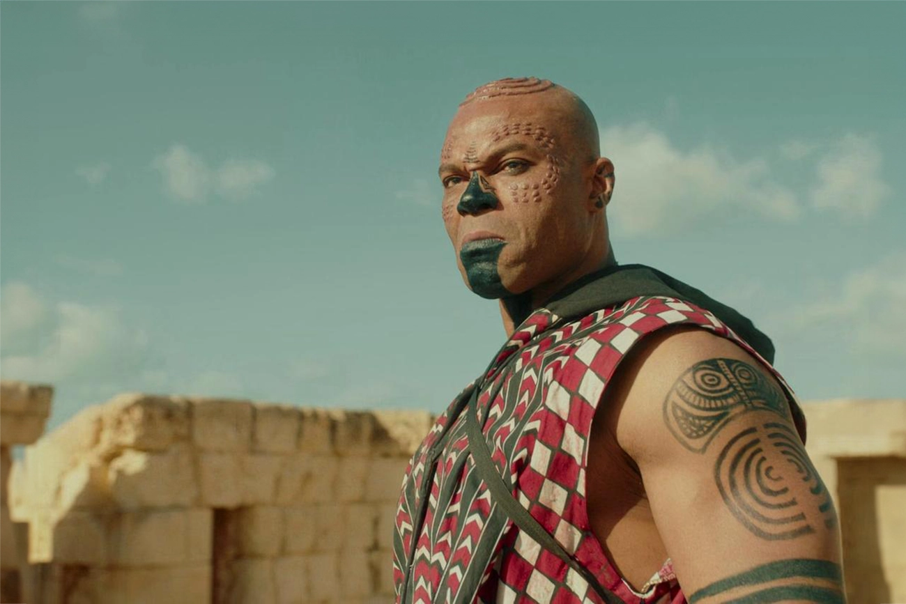 Filme alucinante com Mike Fallon é a melhor comédia de ação que você ...